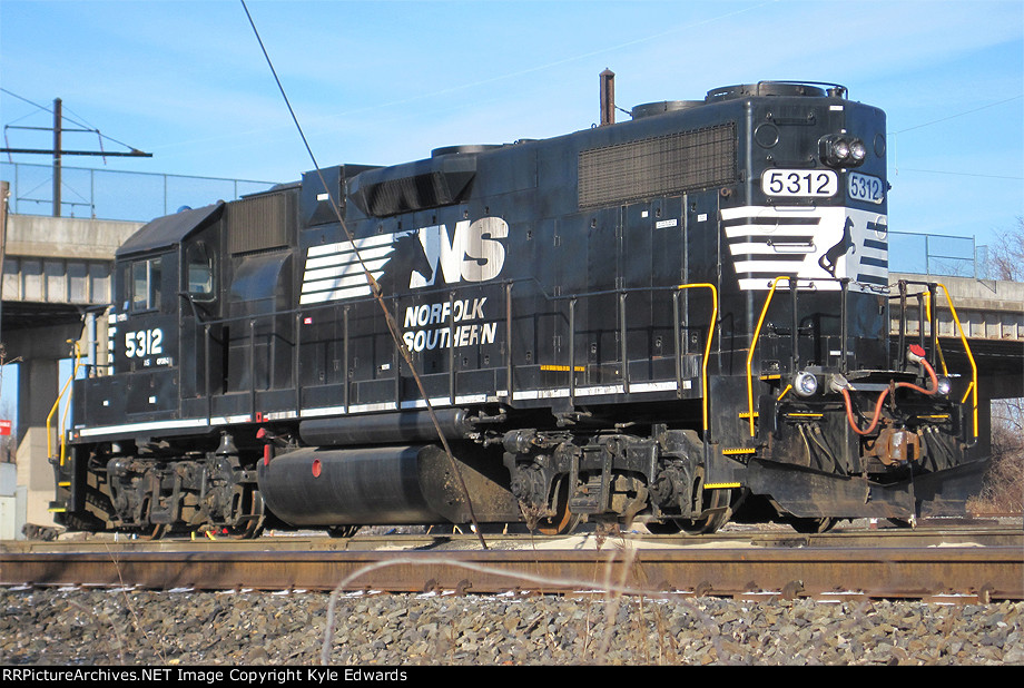 NS GP38-2 #5312